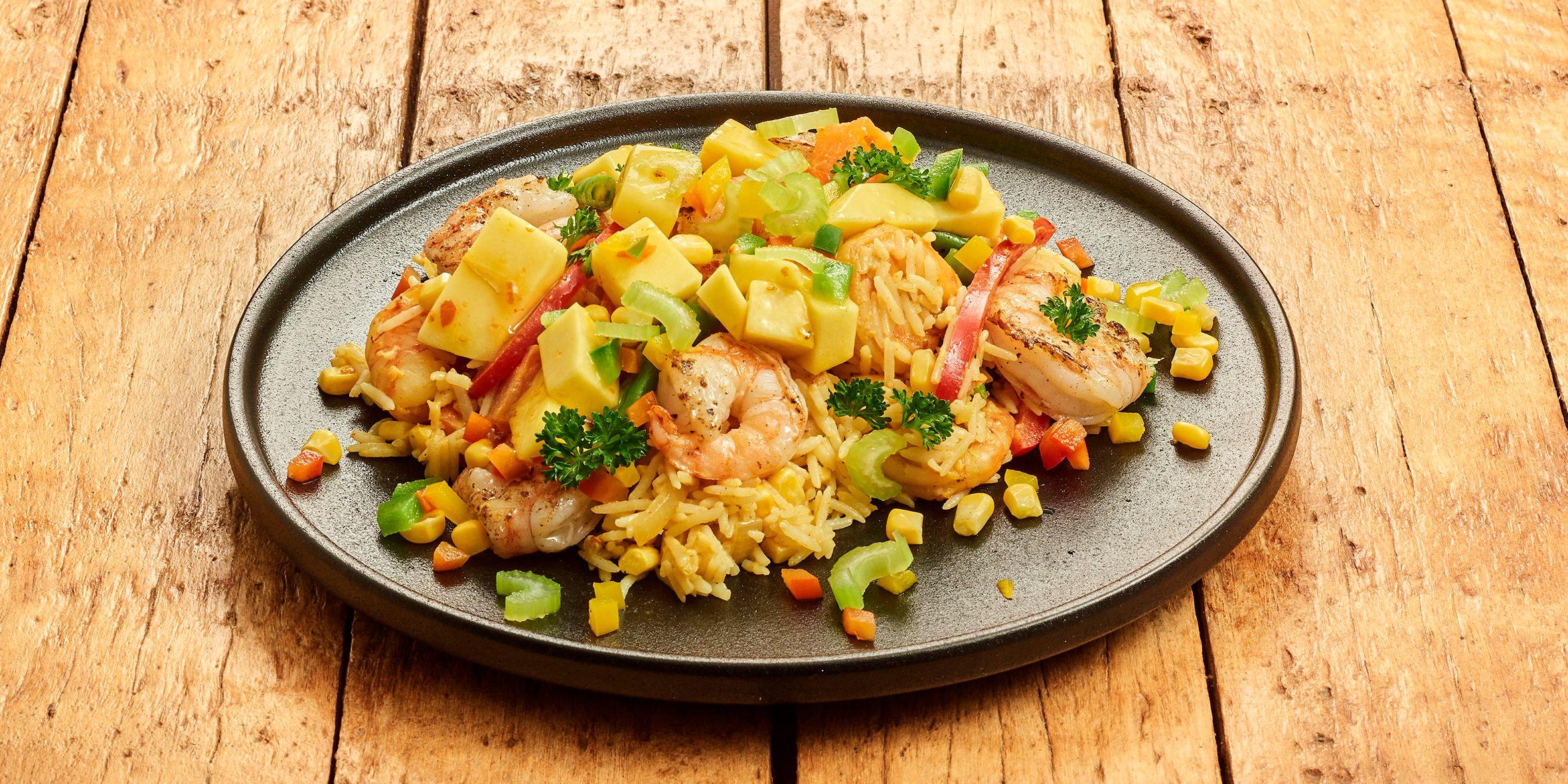 Nigeriaanse rijstschotel met gamba's en mango | Uitgekookt